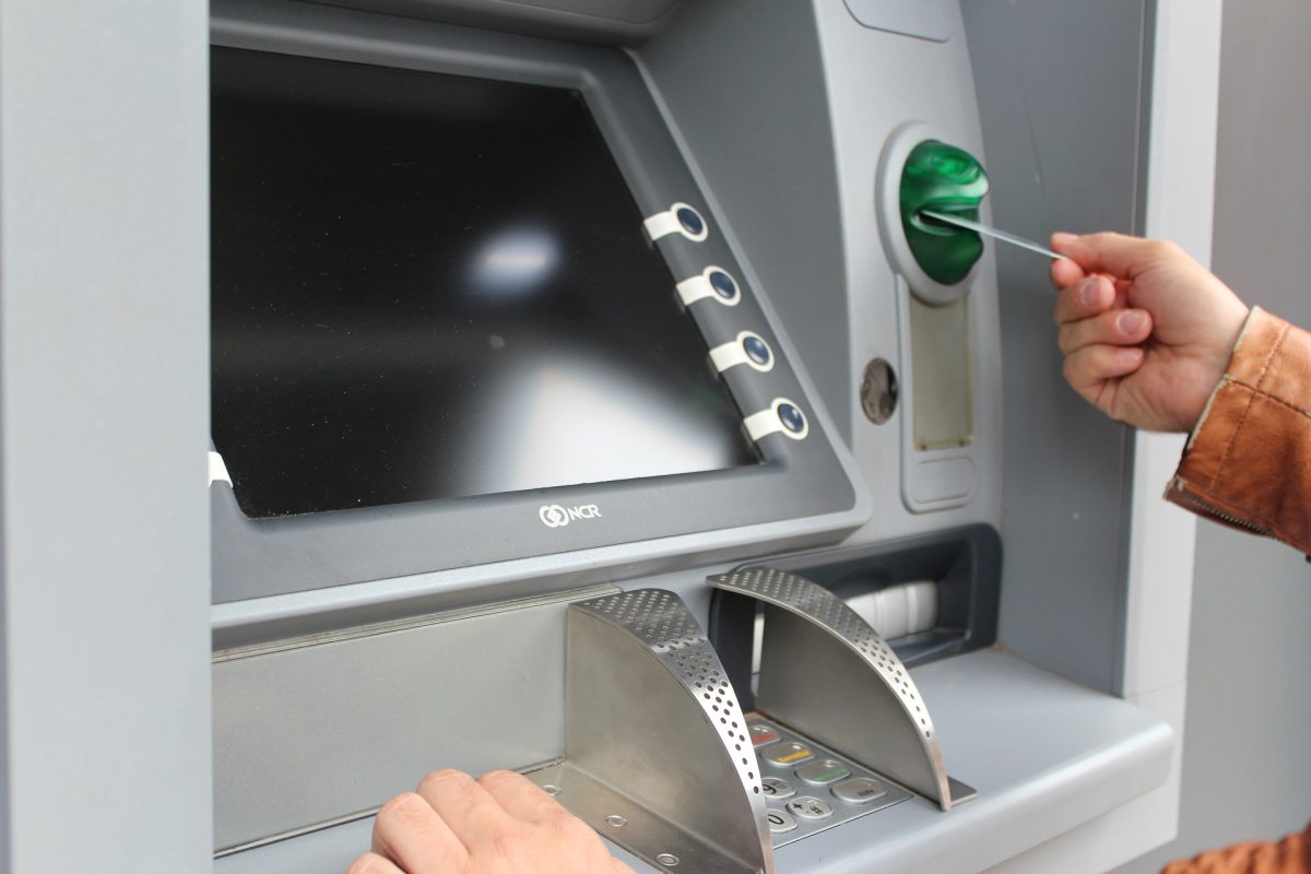 Problemi s PBZ-om? Čitatelji javljaju da ne rade bankomati i aplikacija ...