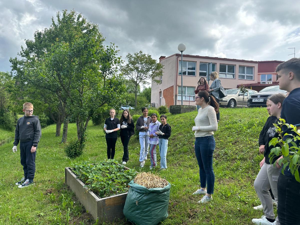 FOTO Učenici OŠ dr. Ivana Novaka Macinec u ekološkoj razmjeni znanja u Višnjici | medjimurski.hr