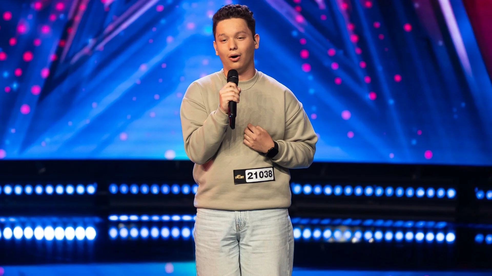 Bio je super! Filip Bogdan (16) iz Svetog Martina oduševio u ...