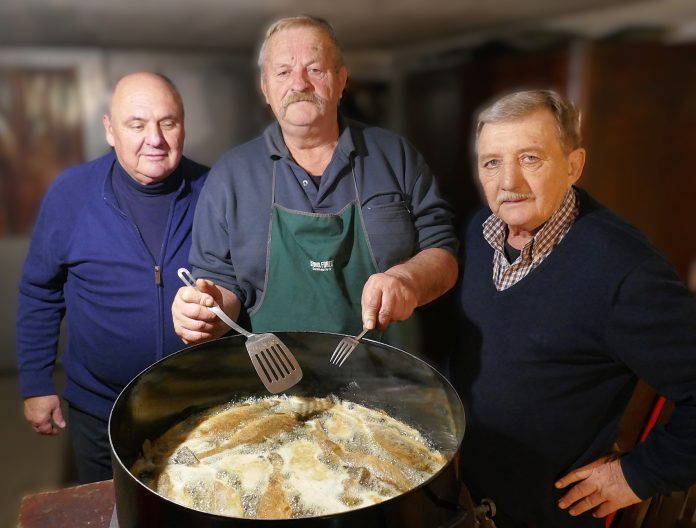 FOTO/VIDEO Završnica uz štruklece od zelja, nareske “Oli” te pečene ...