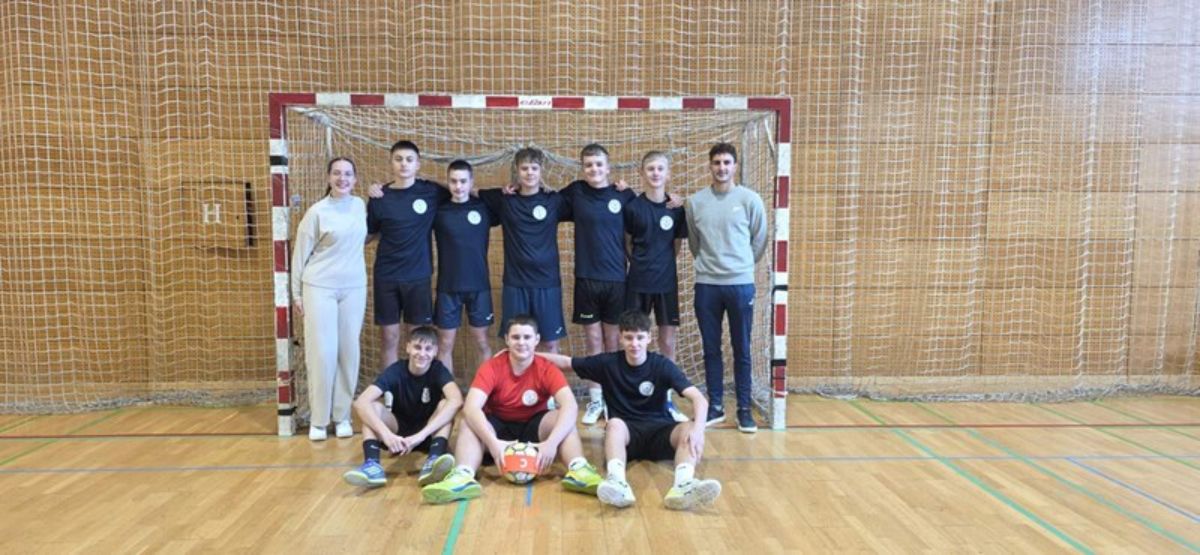 FOTO U dvorani II. OŠ Čakovec održan krizmanički malonogometni turnir ...